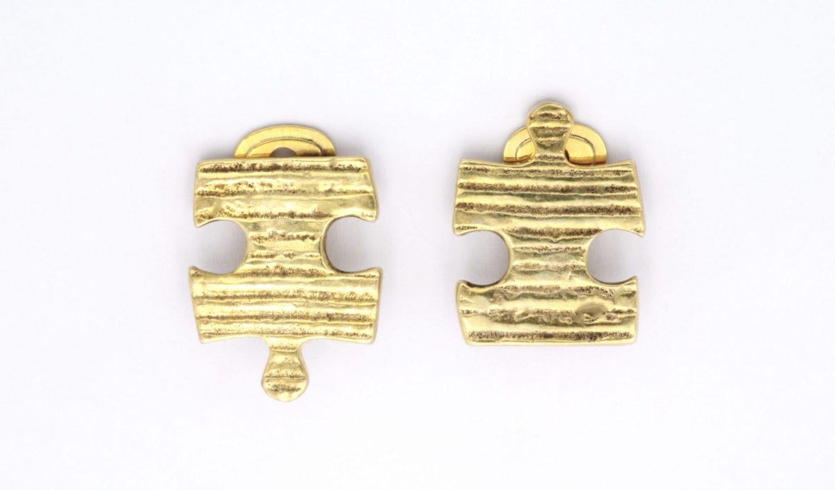 “Puzzle III” Earrings clips silver, yellow - Leondarakis