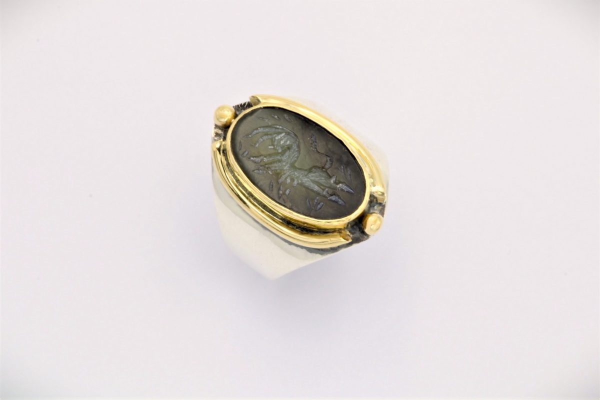 “Cleopatra” Ring, silver and gold, steatite - Leondarakis